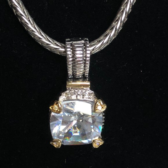 Jewelry | Detachable Pendant Necklace With Magnet Chain | Poshmark